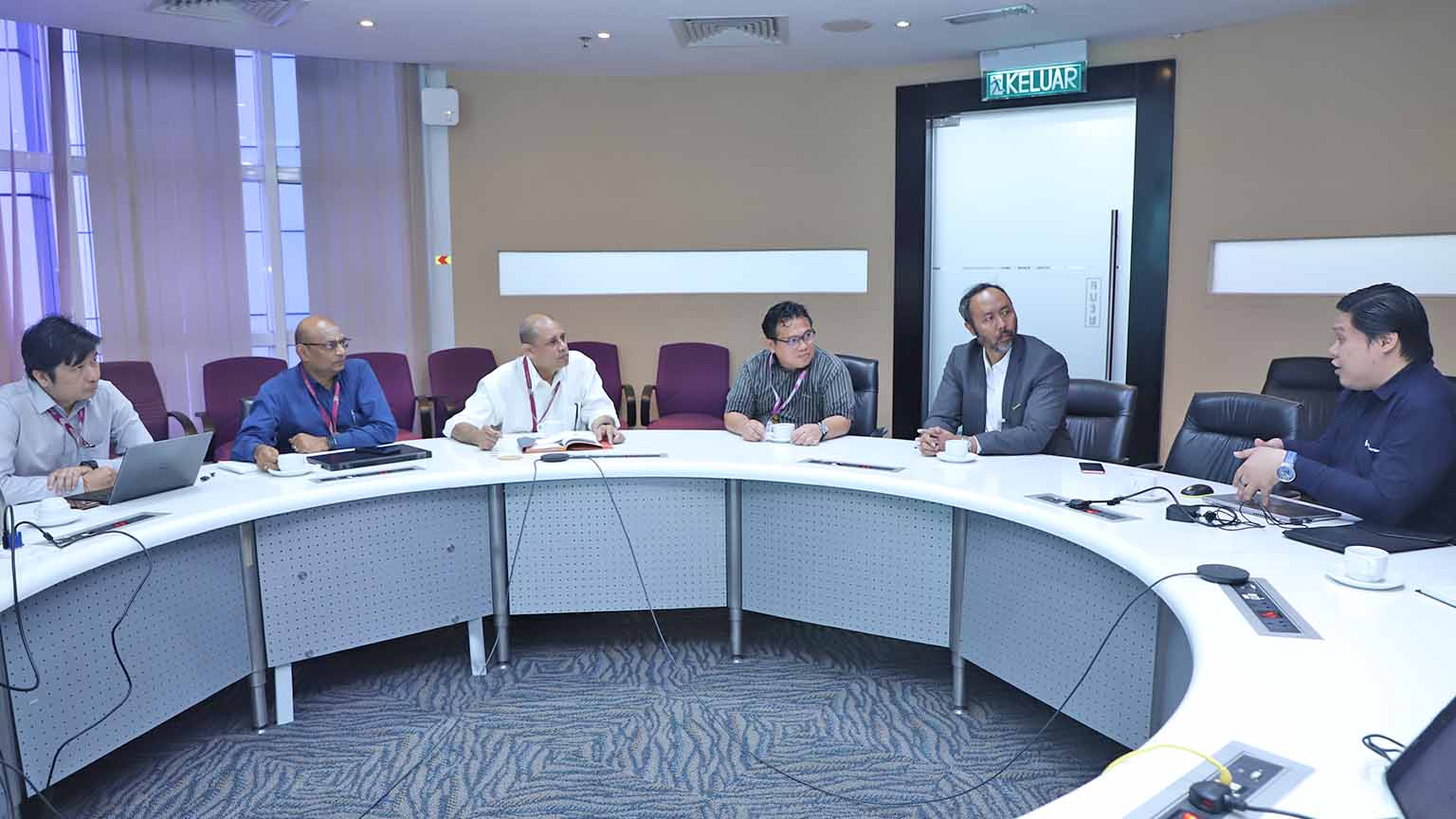 MIMOS and NanoMalaysia Berhad Charts the Future of Graphene - MIMOS Berhad