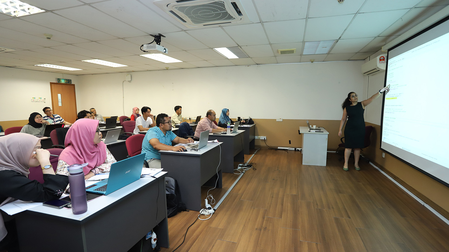 Elevating Semiconductor Design with Silvaco TCAD Training