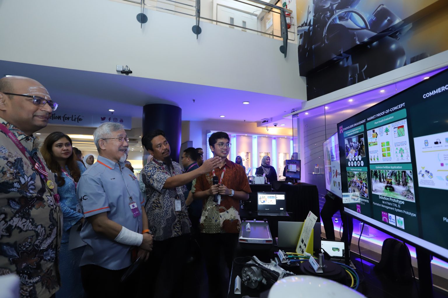 MIMOS Technology Review 2025 showcases innovation for a sustainable future